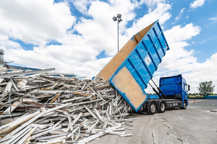 VEKA Recycling UK | Container Pick-Up For Waste Management