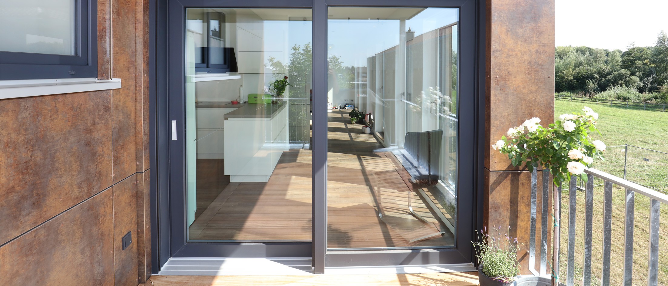 VEKA | VEKA SPECTRAL - het gelakte designoppervlak